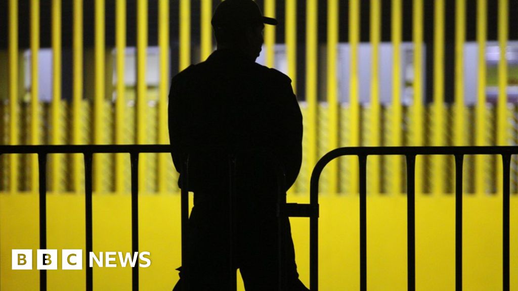 When is a fine a bribe? - BBC News