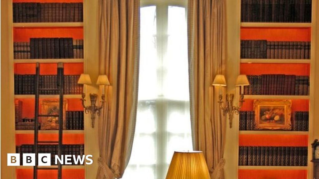 The man who builds up private libraries - book by rare book - BBC News