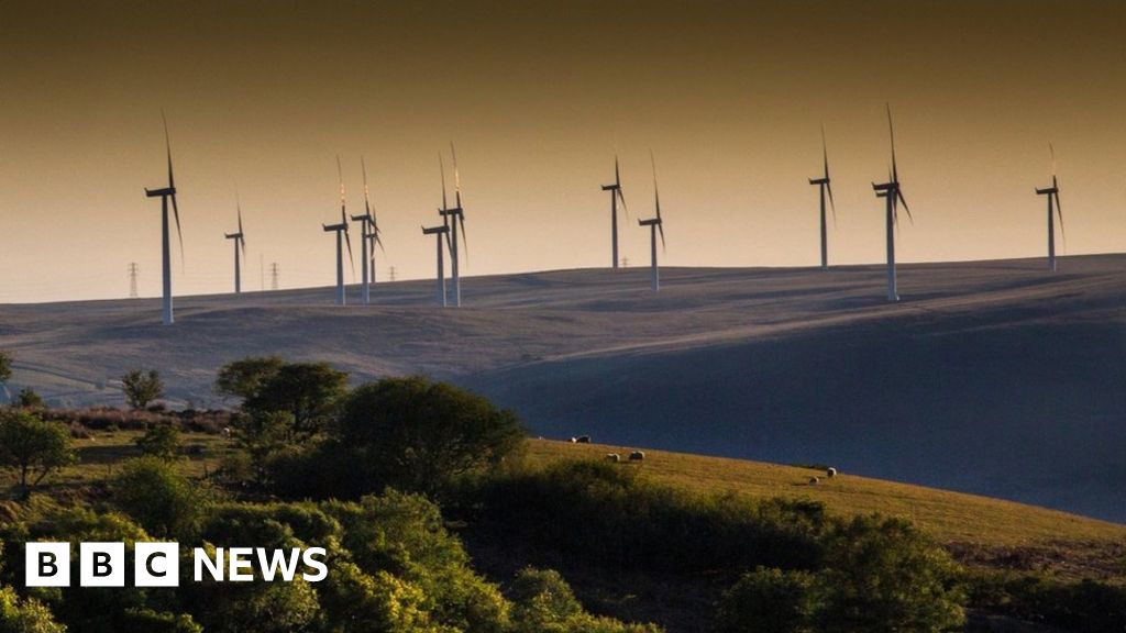 Climate change: Wind farms must benefit locals, campaigners say