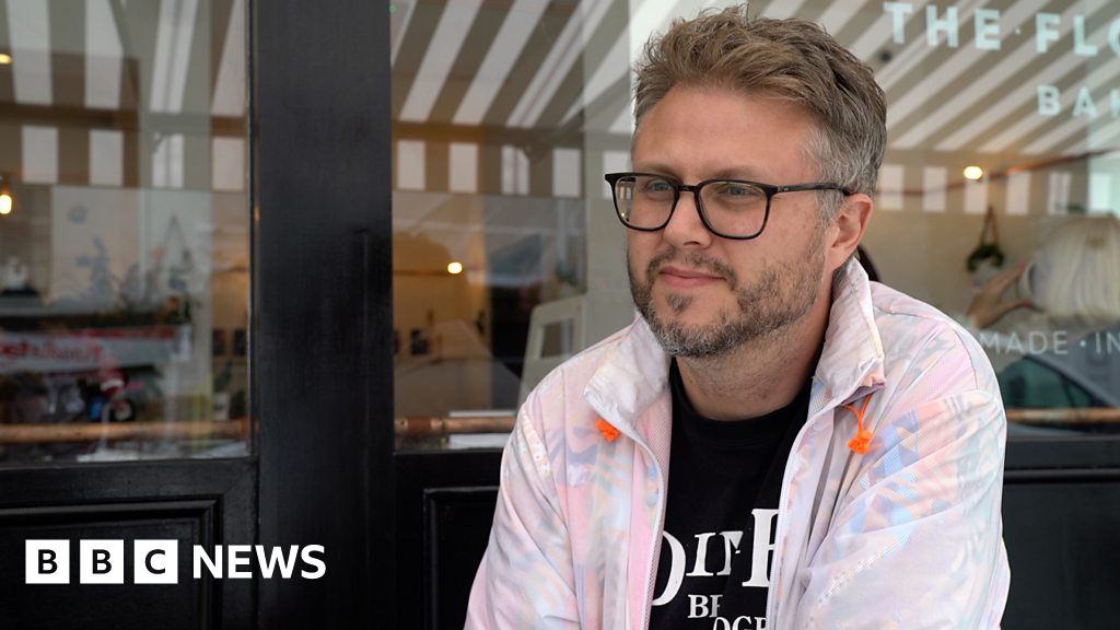 'Worthing was exactly what we were looking for' - BBC News