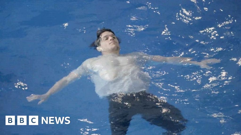 Floating is better than swimming for increasing sea survival, says RNLI ...