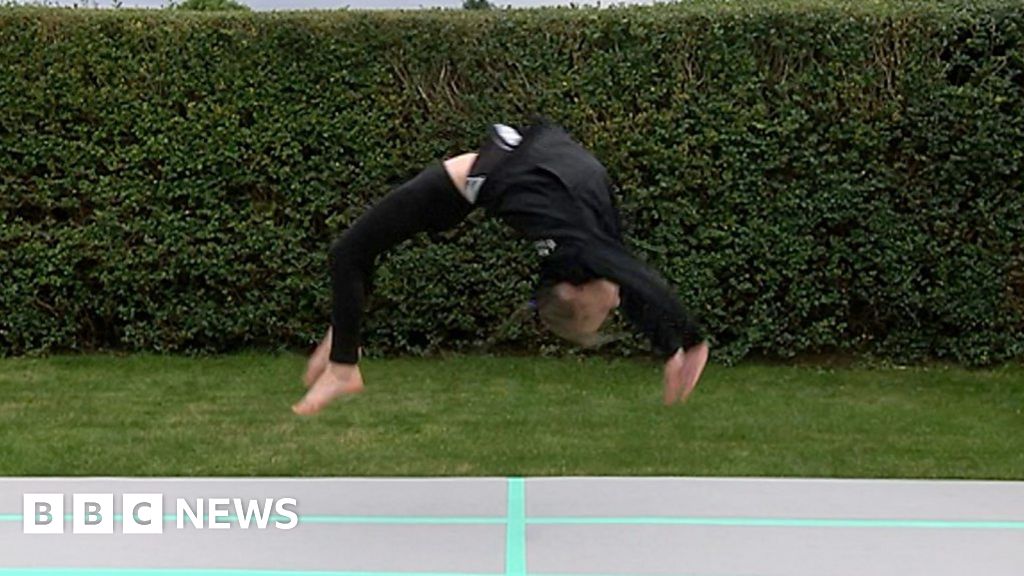Girl's backflip challenge for Down's syndrome charity - BBC News