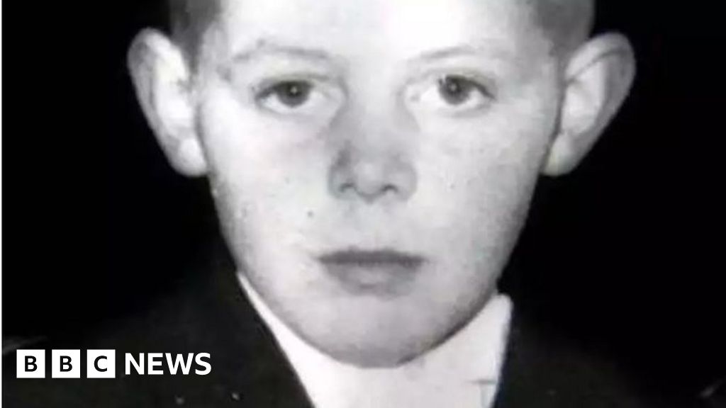 Henry Cunningham's family give up fresh murder inquest bid - BBC News