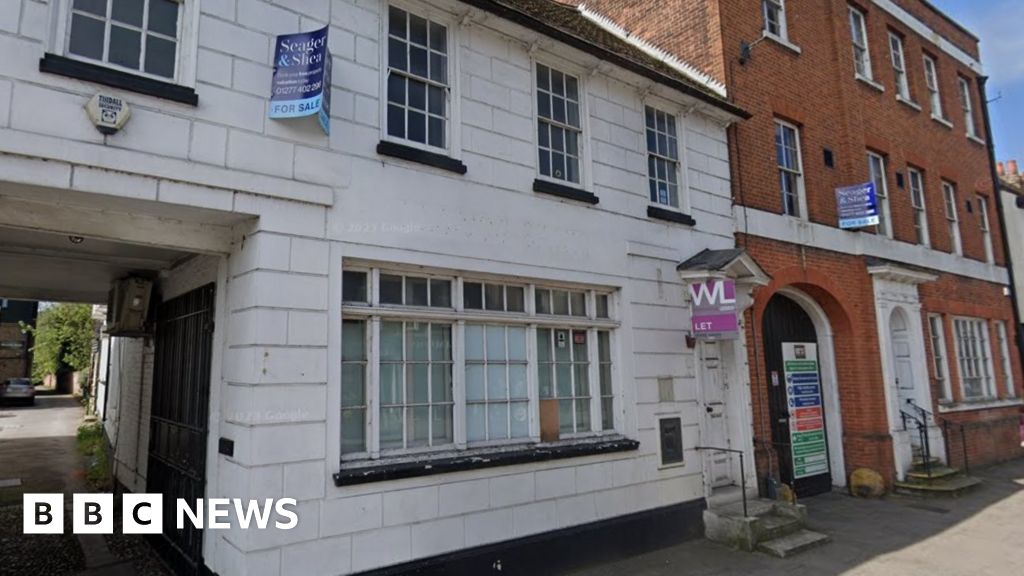 Two former banks in Ware to become offices and flats - BBC News