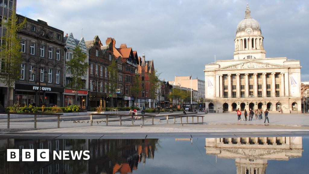 Nottingham City Council considering effective bankruptcy - BBC News