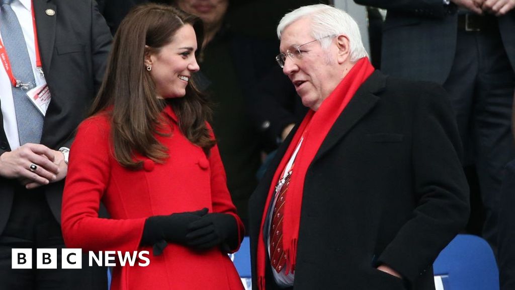 Wales rugby stars at ex-WRU president Dennis Gethin's funeral - BBC News