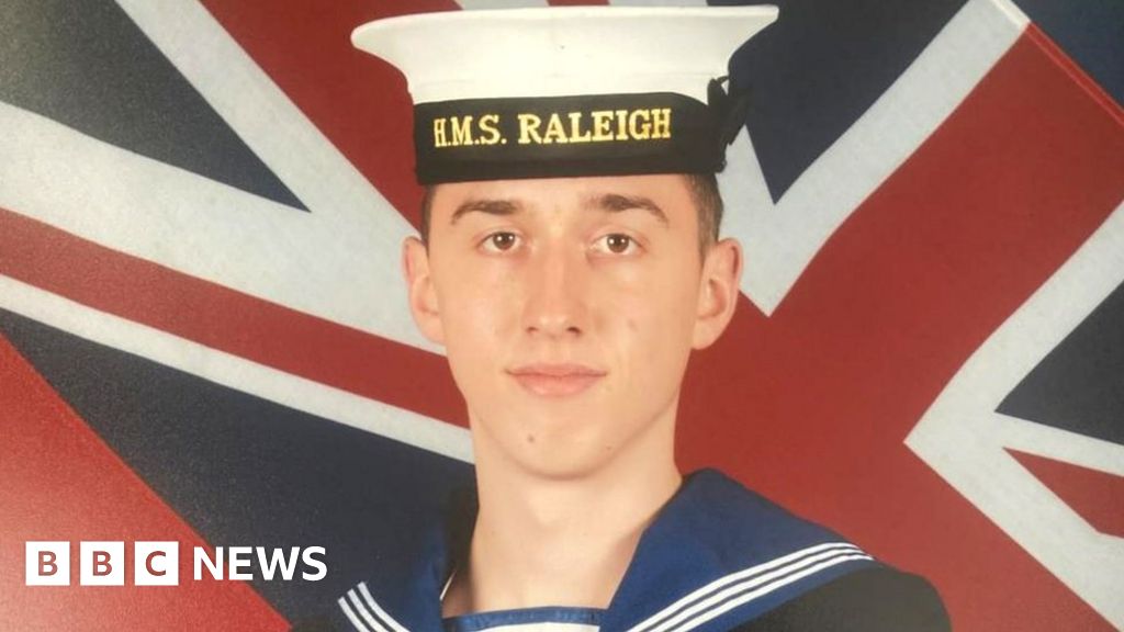 Teenager killed in Torpoint crash was Royal Navy sailor - BBC News