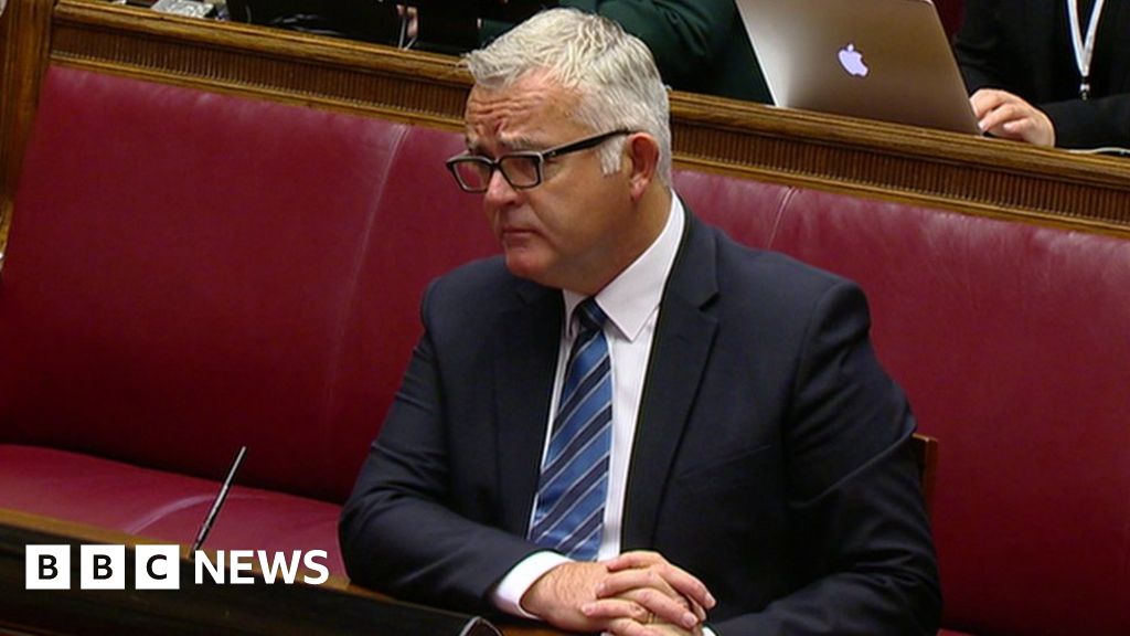 RHI: Jonathan Bell opposed extension 'to protect public funds' - BBC News