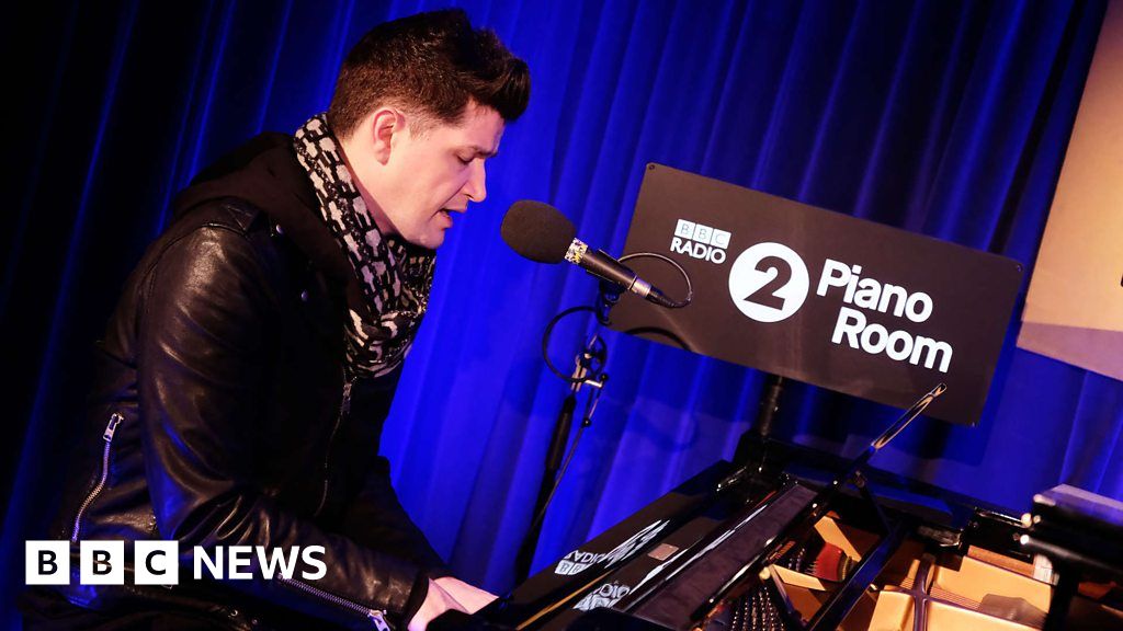 The Script perform Open Arms in the Radio 2 Piano Room - BBC News