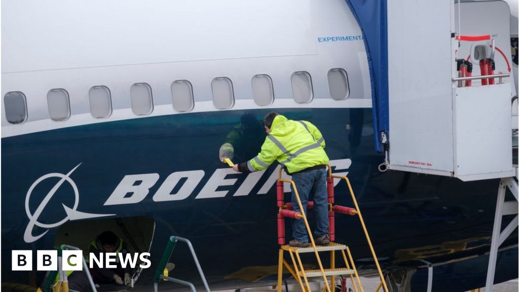 Boeing: US regulator FAA 'pleased' with 737 progress
