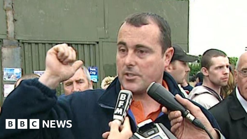 Mark Harbinson in court over gun and ammunition find - BBC News