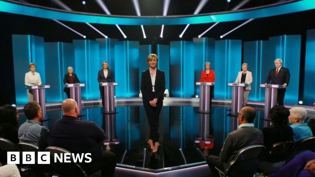 EU referendum: Remain target Boris Johnson in TV debate - BBC News