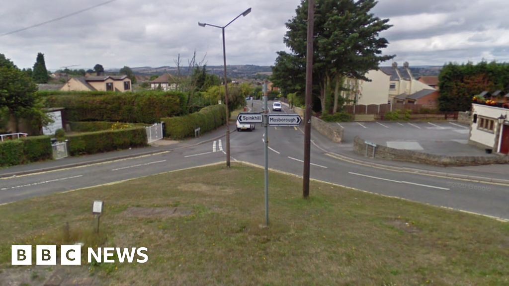 Ricky Collins: Man guilty of Killamarsh street stabbing murder - BBC News