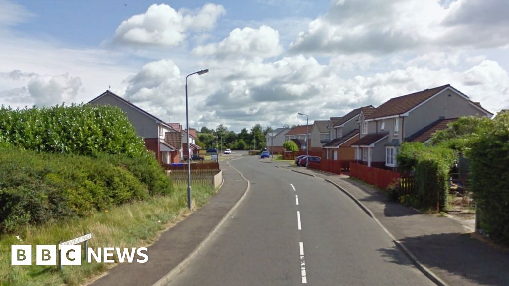 Car movements appeal after Ayr robbery - BBC News