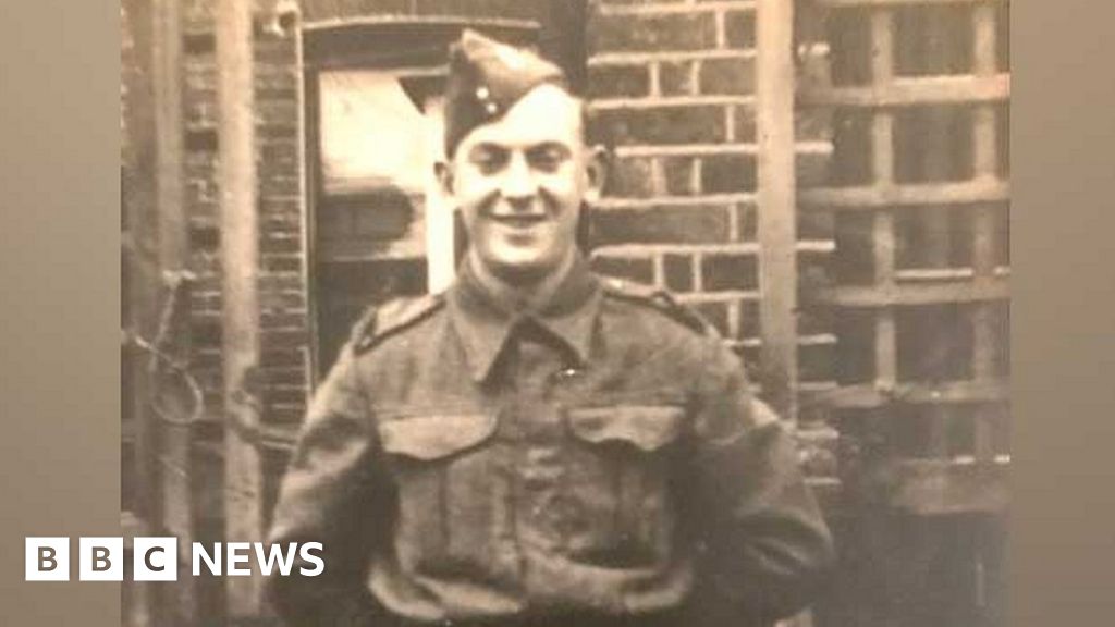WW2: Funeral held in Mildenhall for 'last' Burma Railway soldier