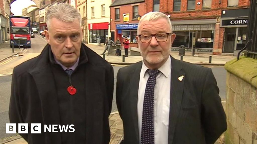 Nottinghamshire Labour councillors quit to join Tories