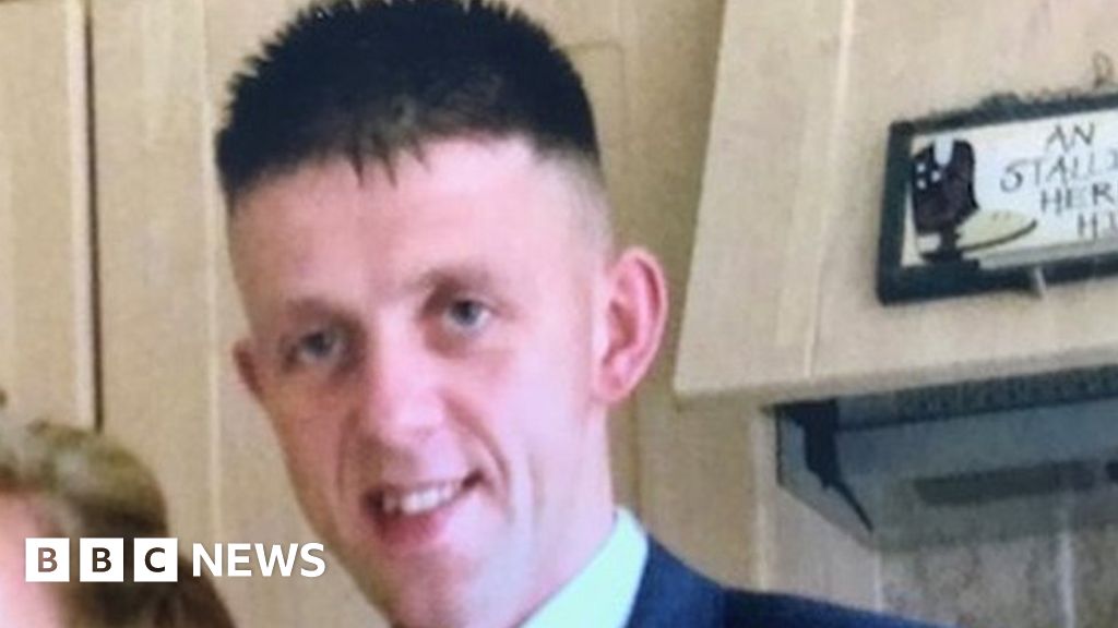 Newry murder: 'He loved his children and they loved him' - BBC News