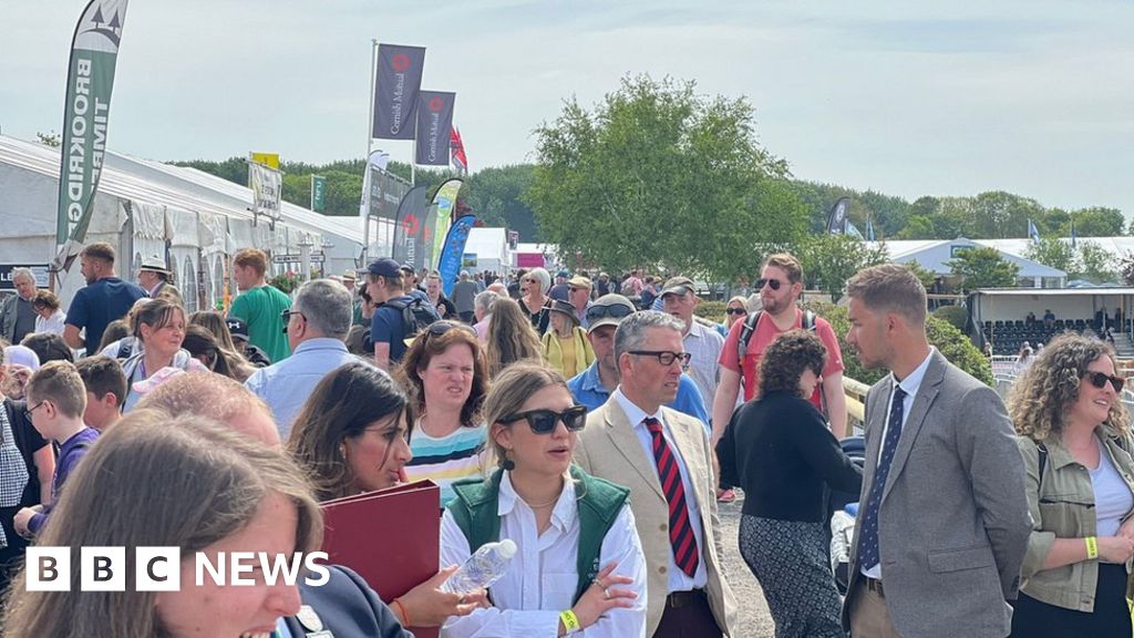 More than 96,000 attend Devon County Show - BBC News