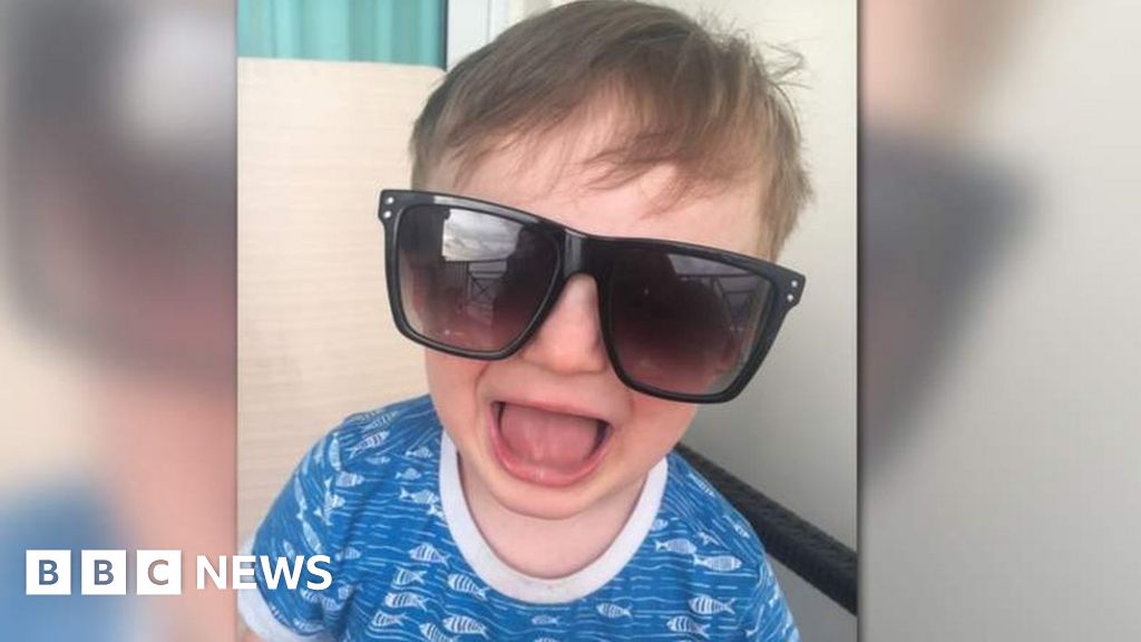 Rocco Wright inquest: David Lloyd Leisure director denies lifeguard ...