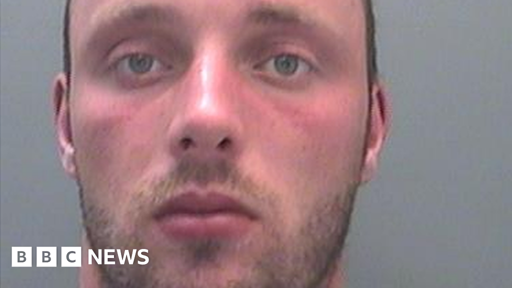 Jailed Wayne Letherby killer posts Facebook message in prison - BBC News