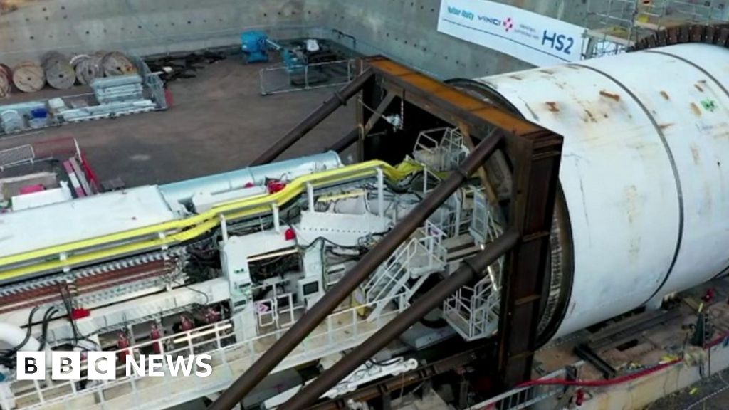 HS2: Huge machine begins tunnelling under ancient wood