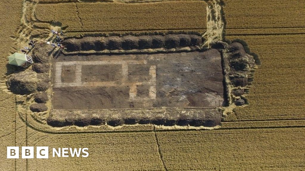 Ancient henge discovered near Crowland Abbey