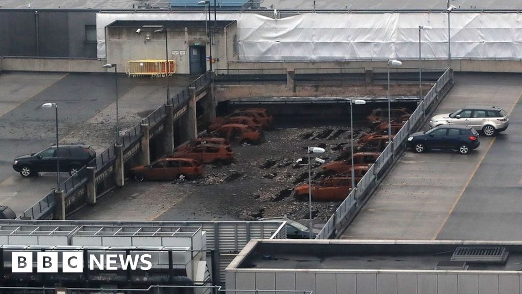 Liverpool car park fire: Hundreds of burnt-out vehicles removed - BBC News