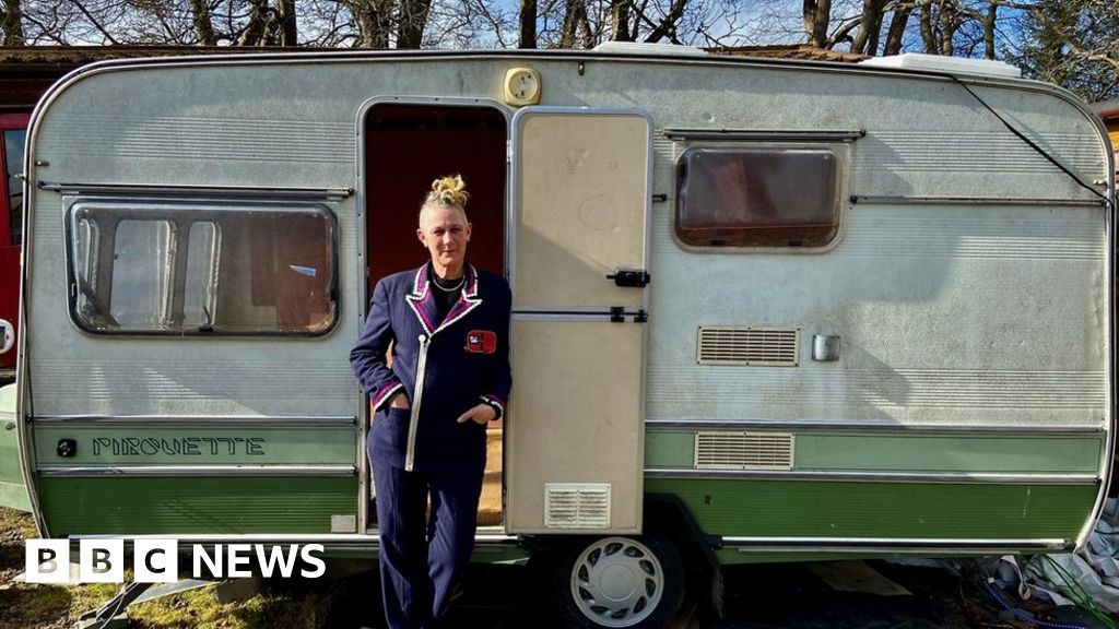 Converting a caravan into a tiny cinema