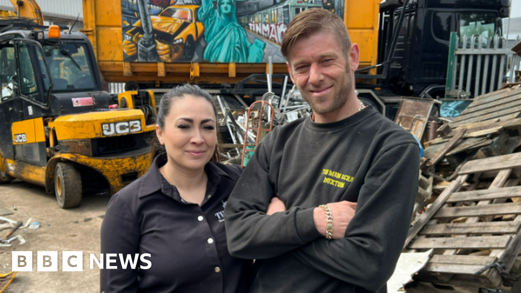 Salvaging scrap helped wedding couple save thousands - BBC News