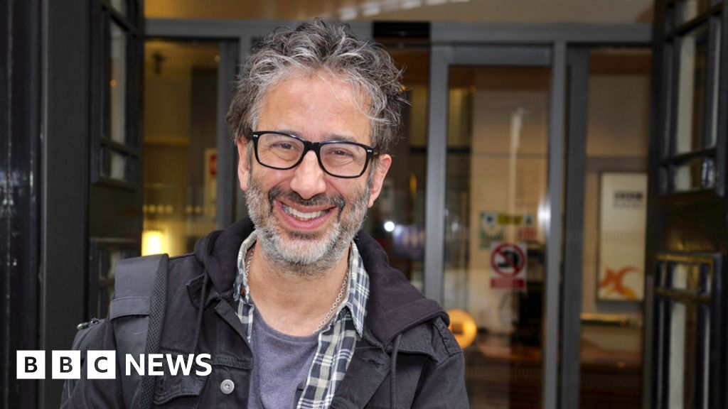 David Baddiel hits out after BBC Radio 4 show dropped - BBC News