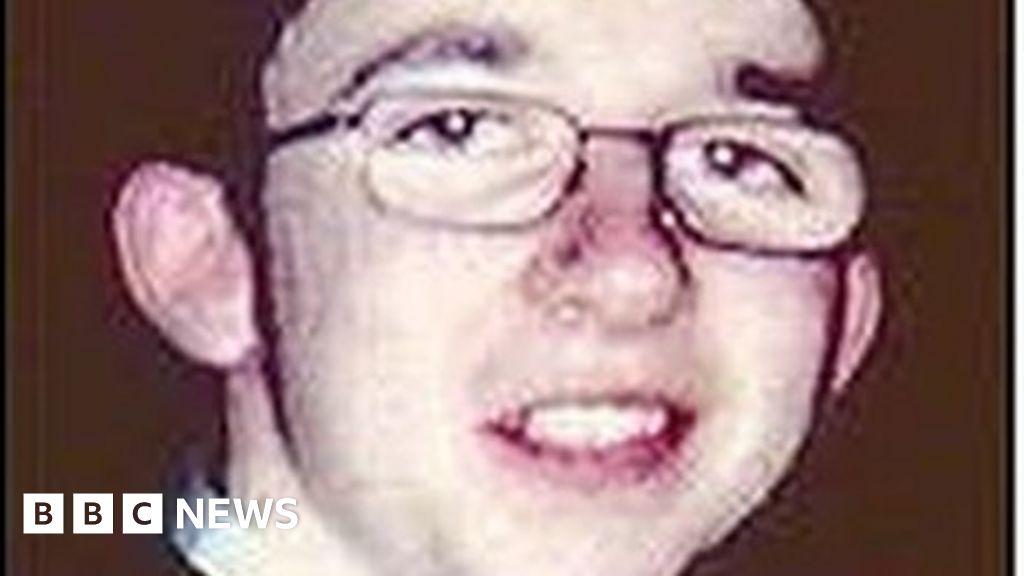 Daniel McColgan: Coroner 'incredulous' at lost murder evidence - BBC News