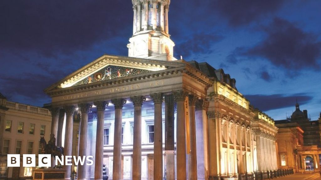 Restoration work ends on Glasgow's Gallery of Modern Art clock tower ...