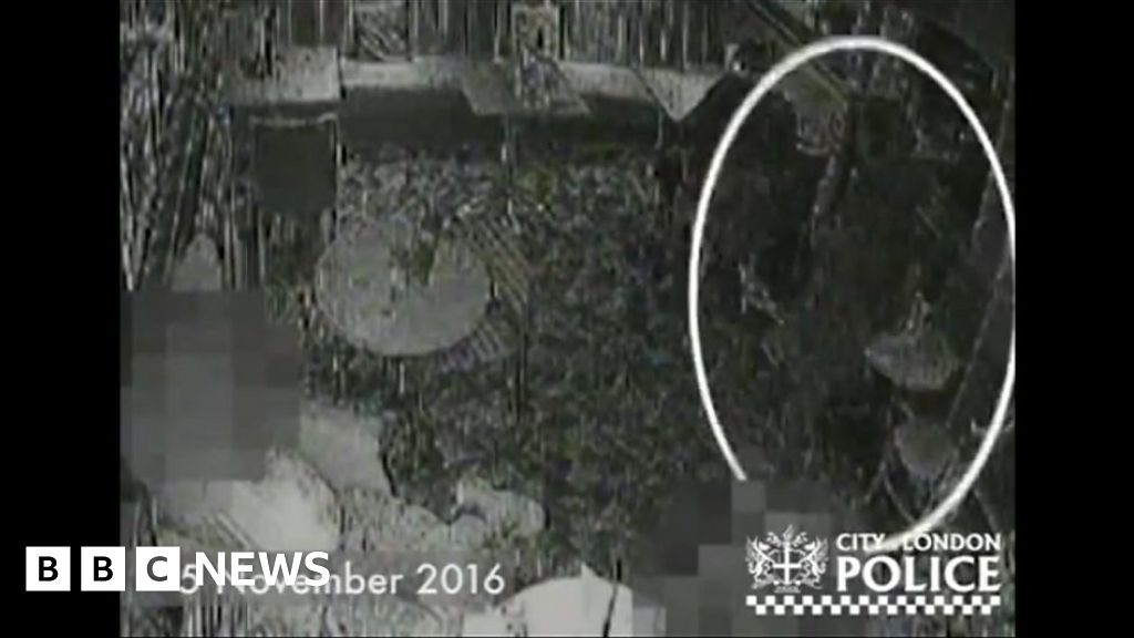 CCTV images show David Harris meeting with a 'hitman'. - BBC News