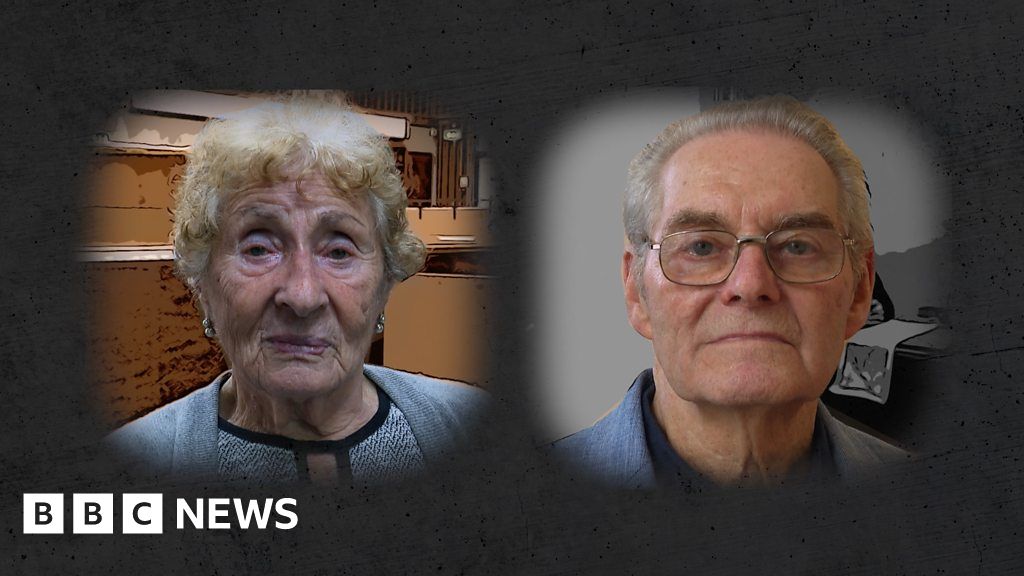 Holocaust: Bergen-Belsen survivors meet 74 years after liberation