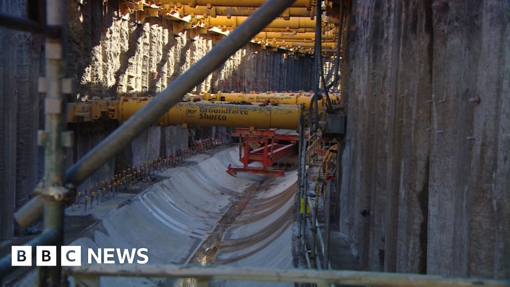 Work begins on Scotland's biggest waste water tunnel - BBC News