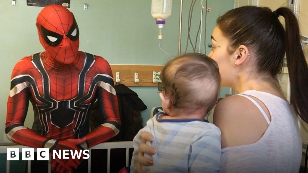 The 'Spider-Man' who cheers up sick kids in Nottingham - BBC News