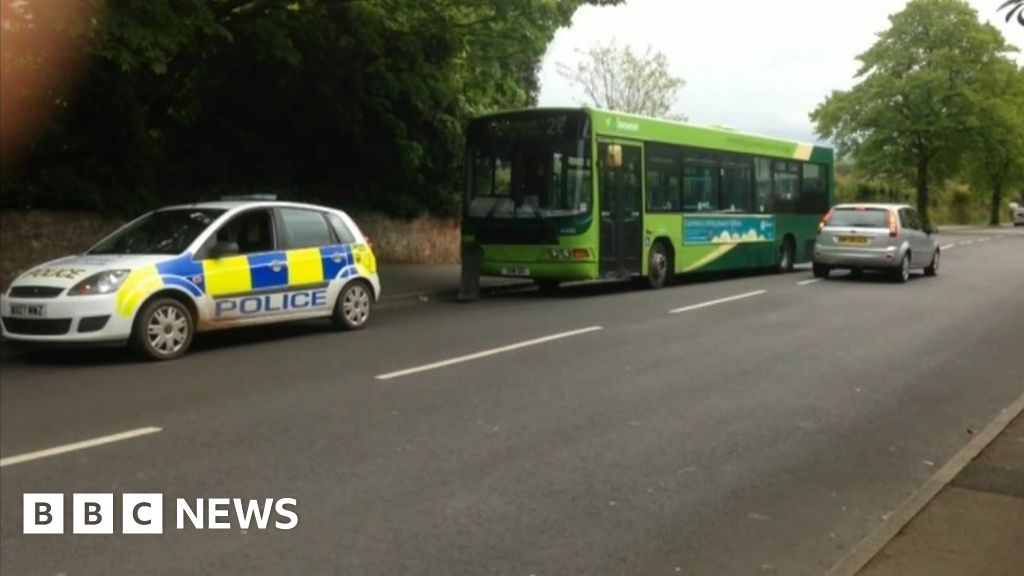 Boy, 10, hit by bus in Minehead - BBC News