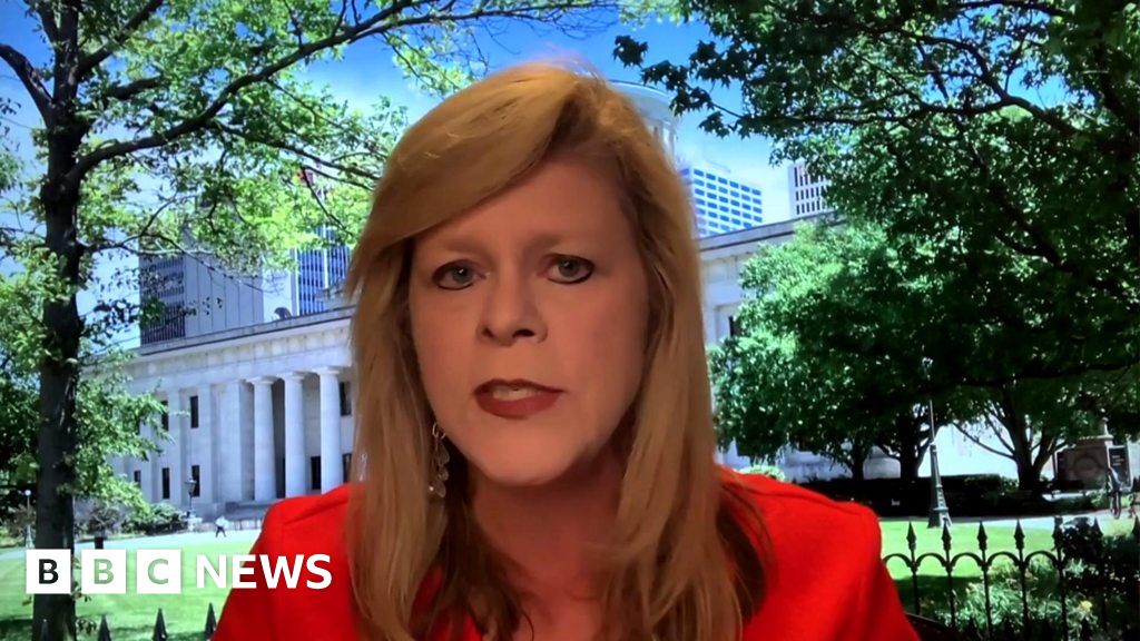 Ohio reporter: 'I've never seen anything like it' - BBC News