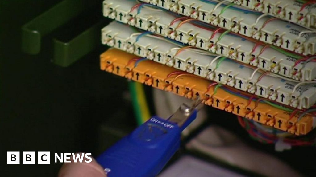 'Strong case' to compensate slow speed broadband users - BBC News