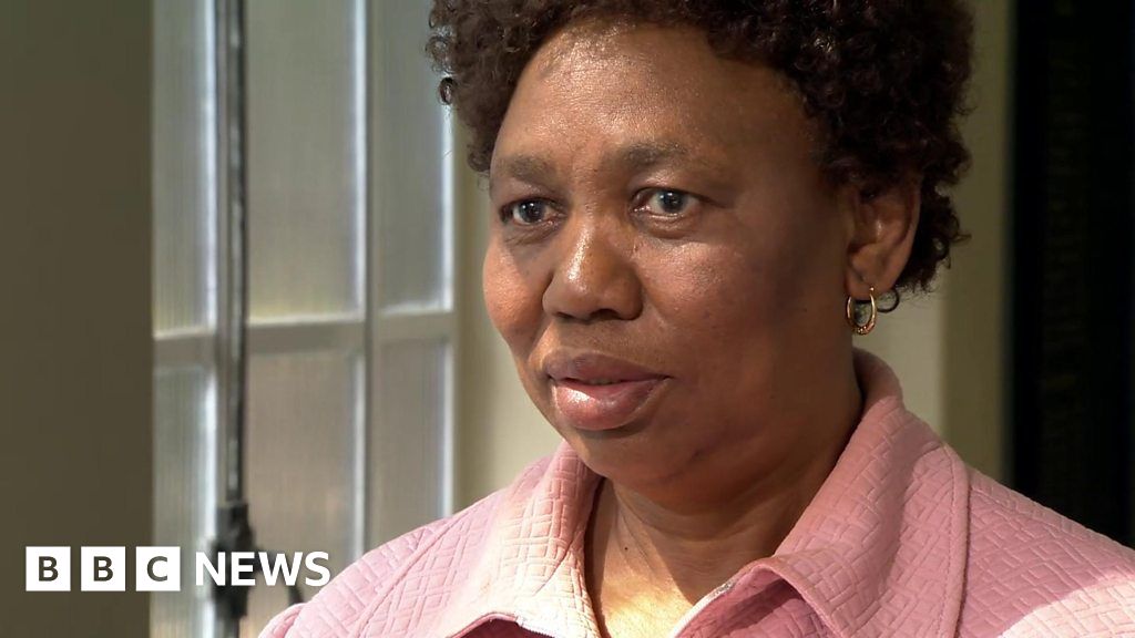 Why are South Africa's schools so bad? - BBC News