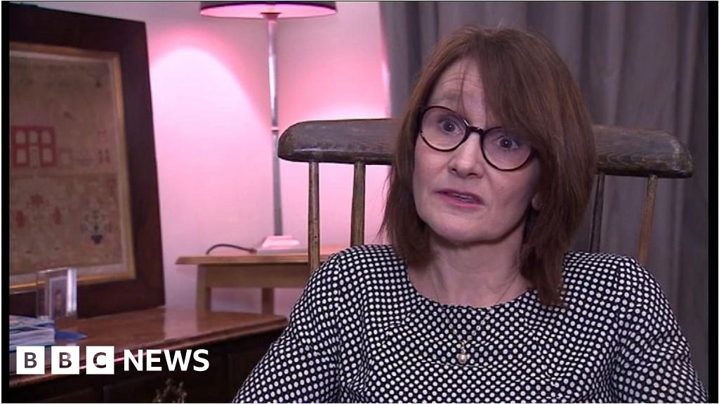 More mental health talk needed in schools, Mind Cymru says - BBC News