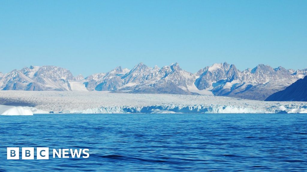 Greenland ice melting 'even in winter'