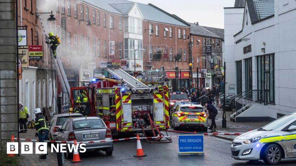 Cavan town: Woman found dead after house fire - BBC News