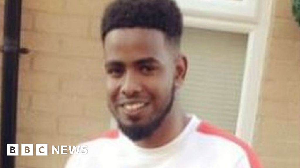 Cardiff man fatally stabbed in chest in Liverpool - BBC News