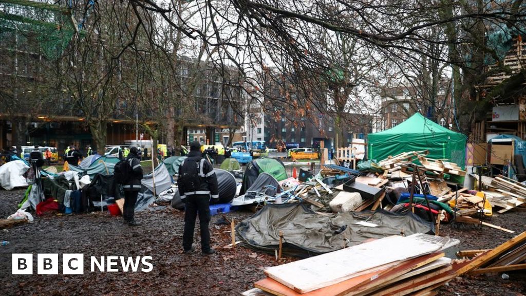 Euston tunnel protest: Activists 'risk being drowned or suffocated'