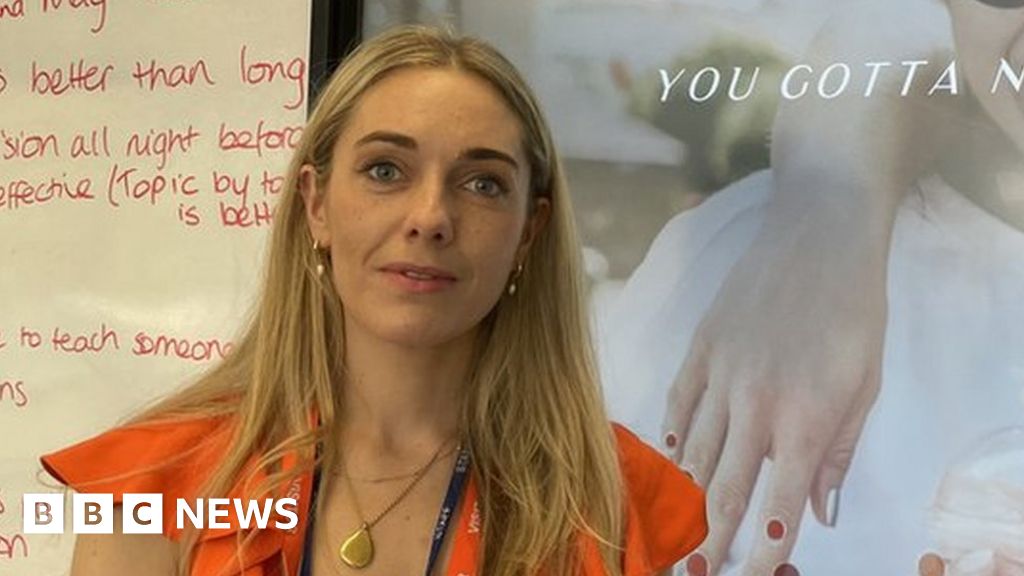 Free period classes for students in Jersey - BBC News