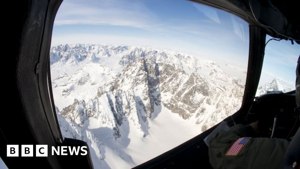 Greenland Ice Sheet: 'More than 50 hidden lakes' detected