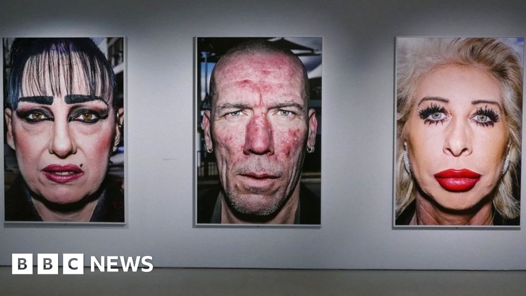 Strange but familiar Britain seen by foreign photographers - BBC News