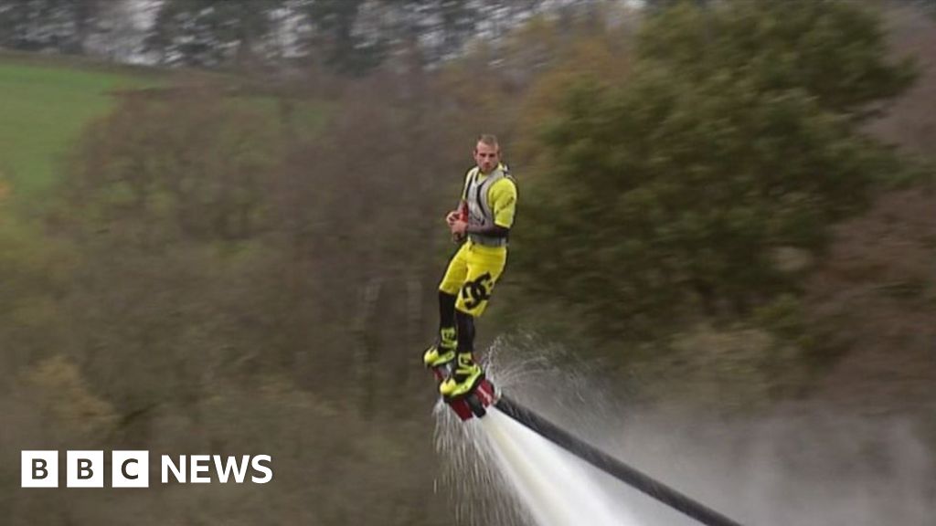 Crocketford man set for flyboarding world championships - BBC News