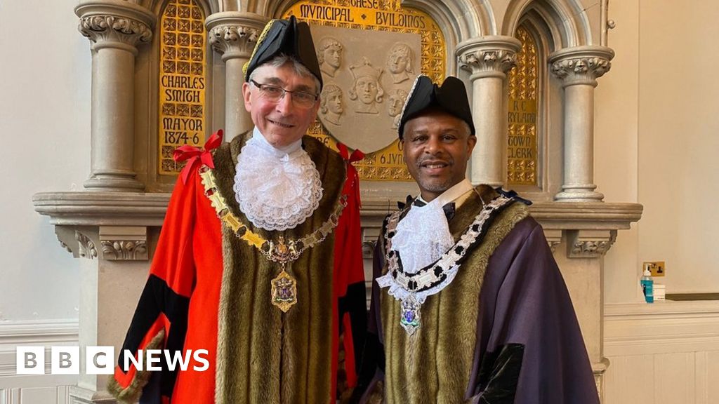 Reading mayor Tony Page to step down after 50 years